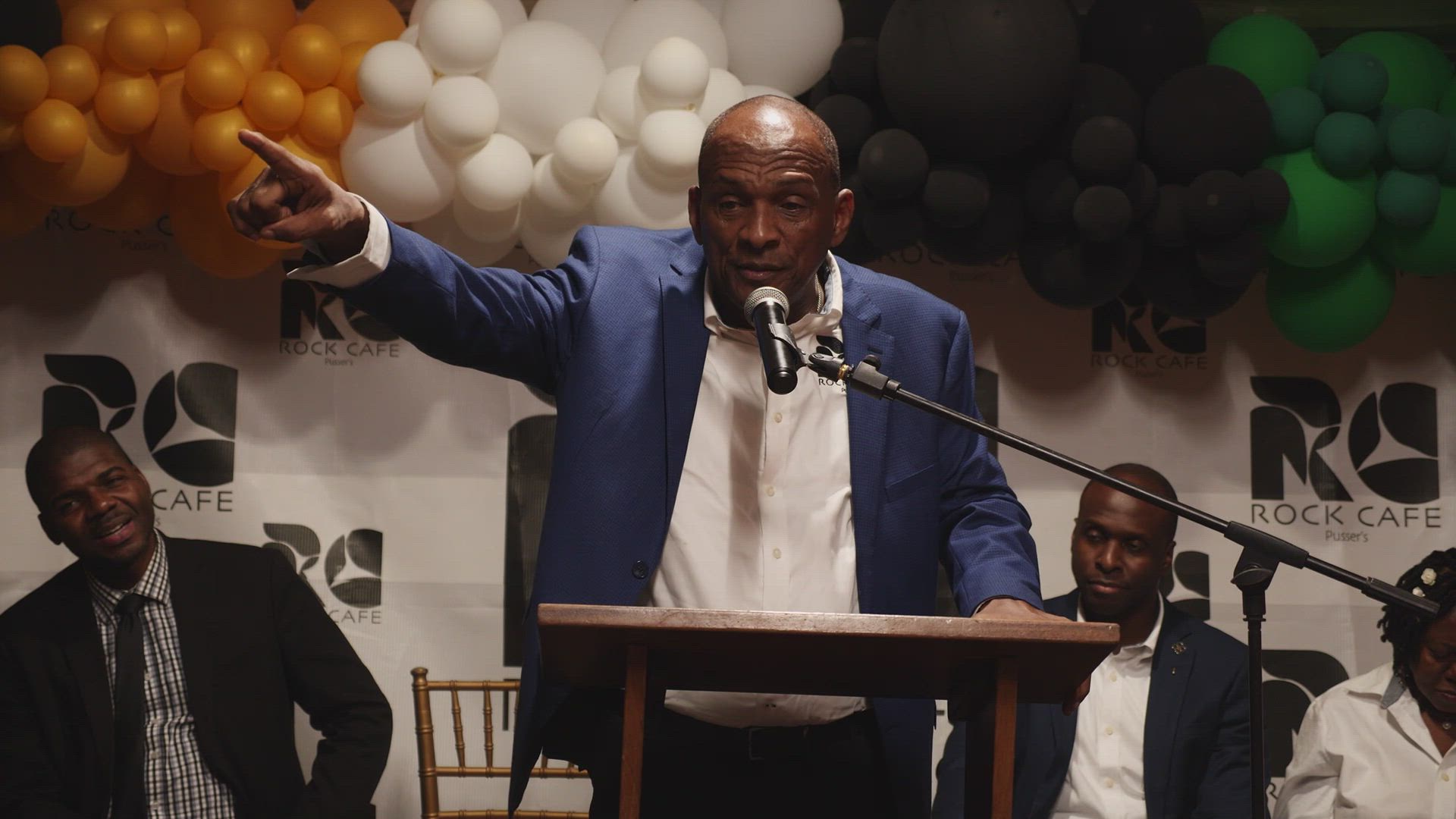 "I WANT THE AIRPORT FIXED, EXTENDED!" - MARK VANTERPOOL - 284 Media ...